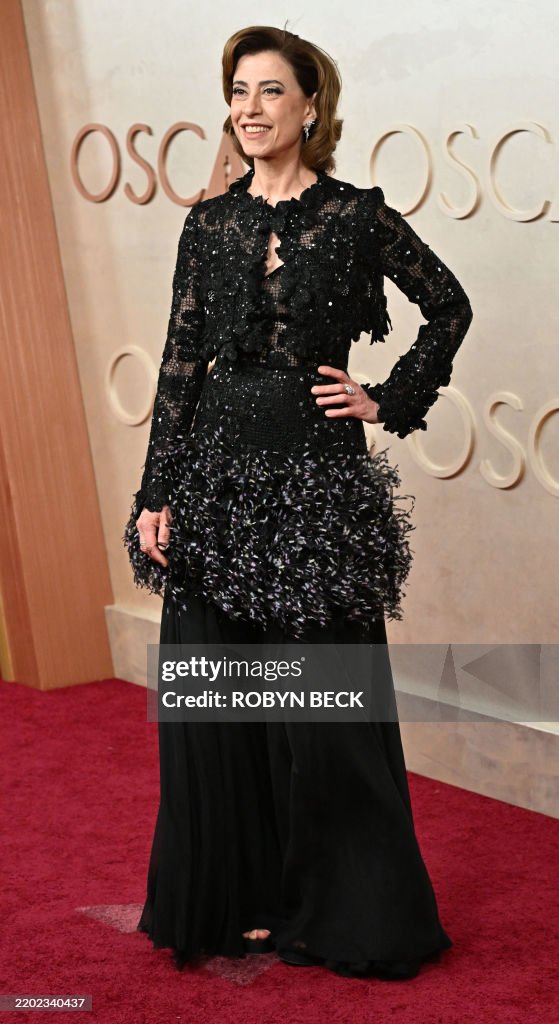 Oscars 2025: Red Carpet – Fernanda Torres – Let's Go To The Movies